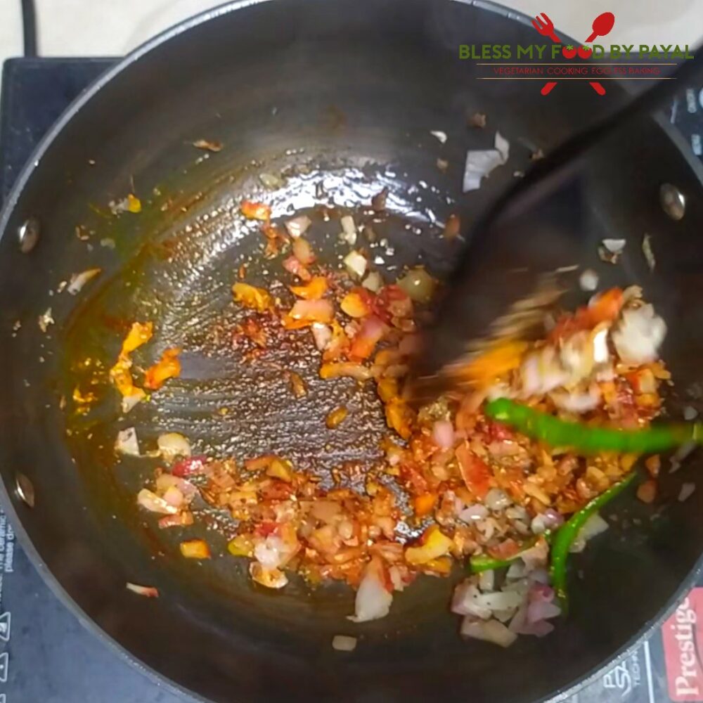 Paneer Ghotala recipe | Surat Veg ghotala | Cheese paneer Ghotala