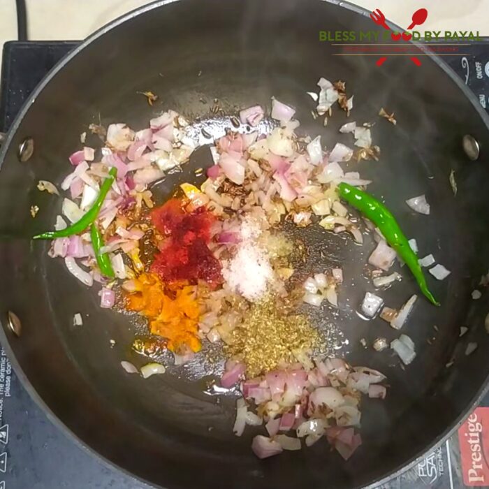 Paneer Ghotala recipe | Surat Veg ghotala | Cheese paneer Ghotala